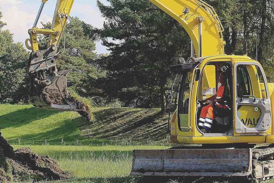 Drainlayer/Excavator Operator - Archive - The Plant People